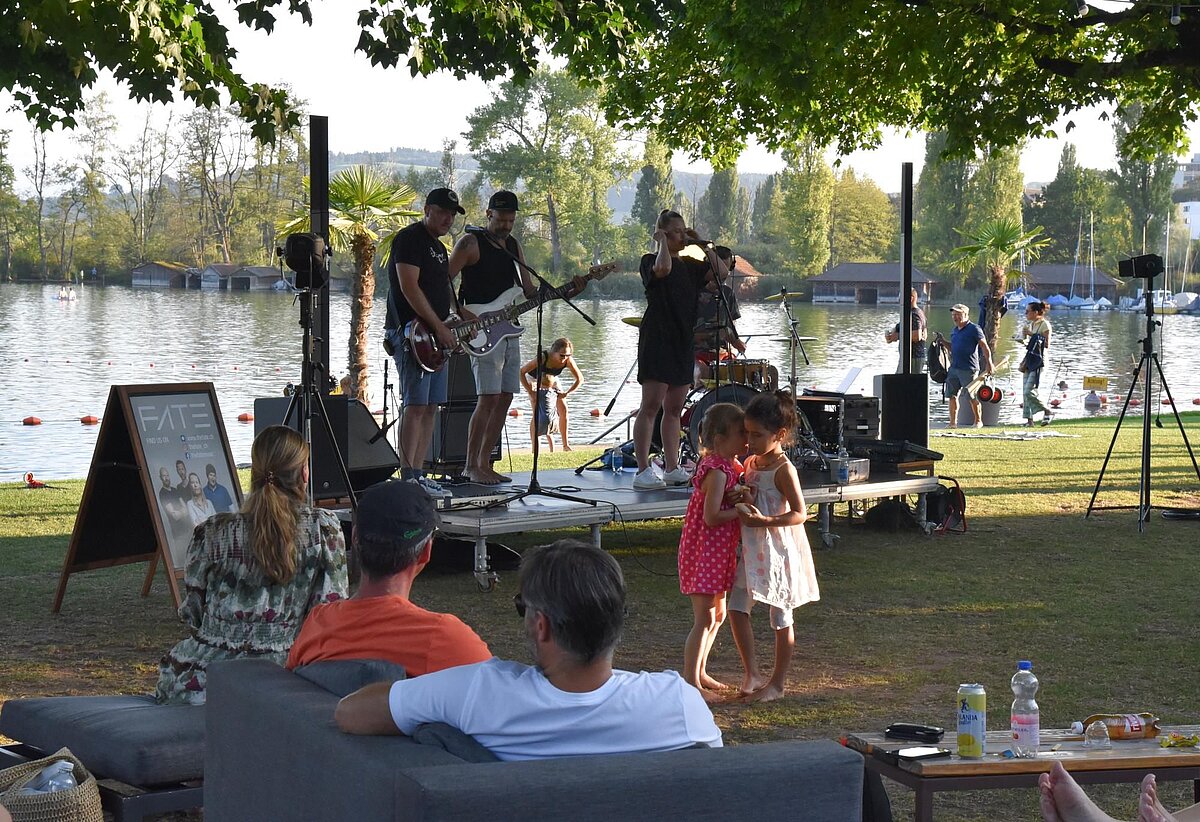 Badi-Lounge im Strandbad Sursee wird verlängert